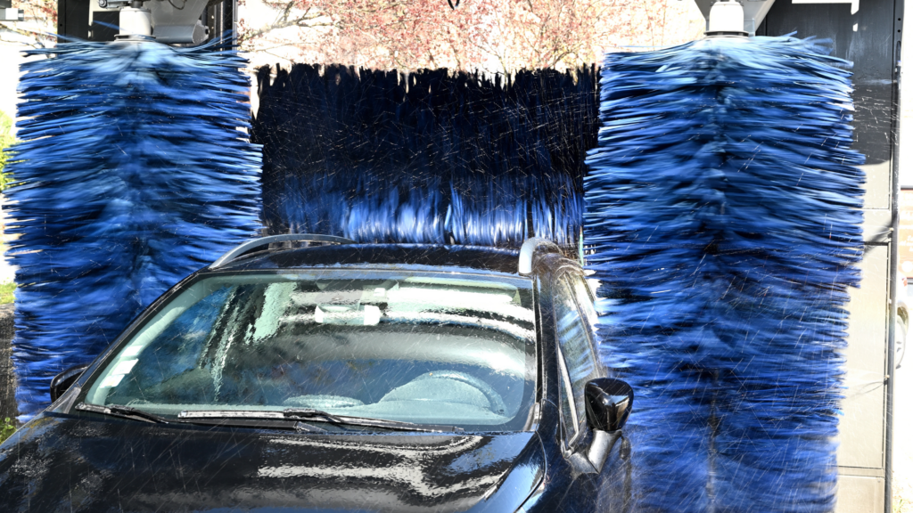How to Choose the Right Car Wash Package for Your Needs